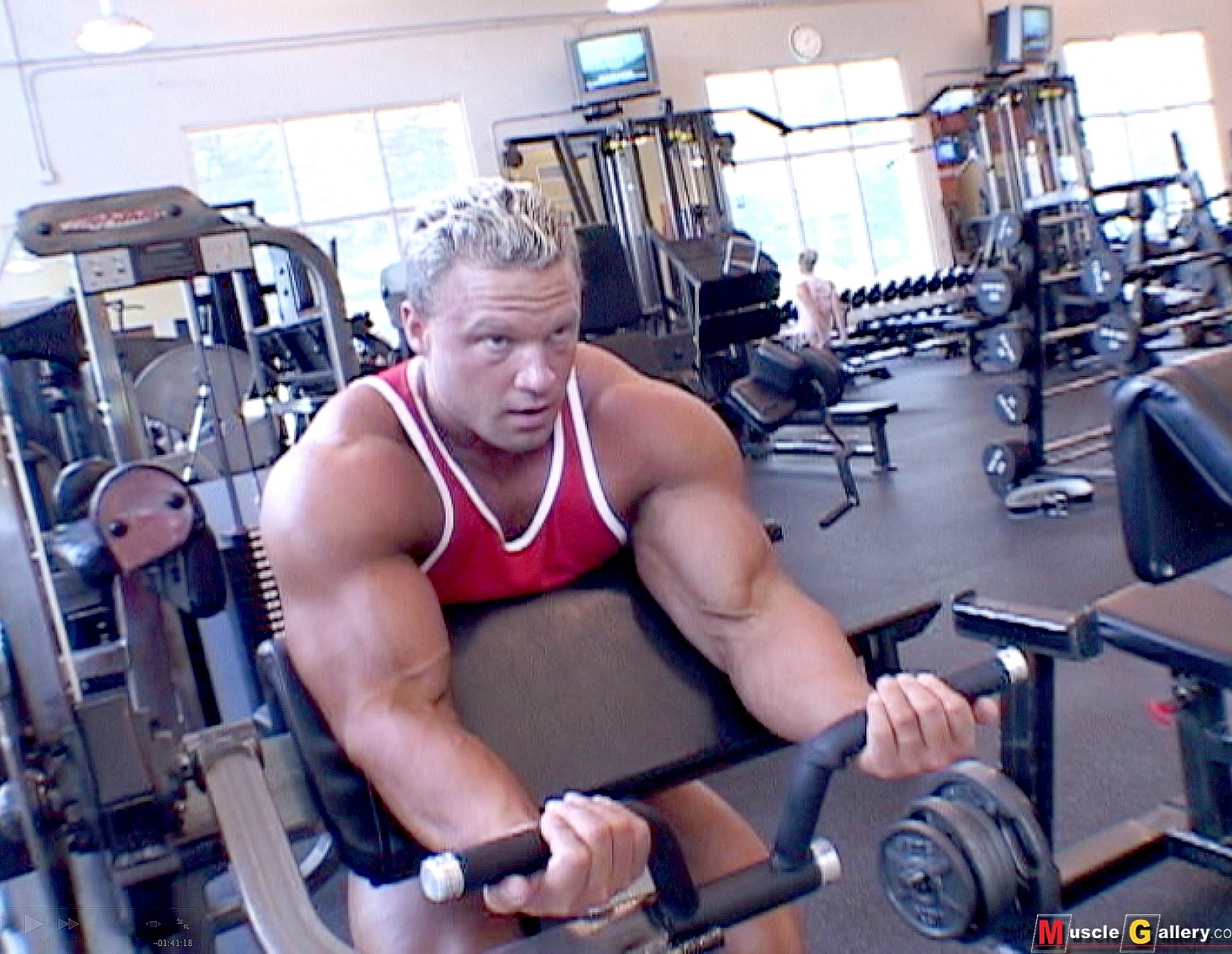 Male Bodybuilders and Muscle Videos at MuscleGallery.com