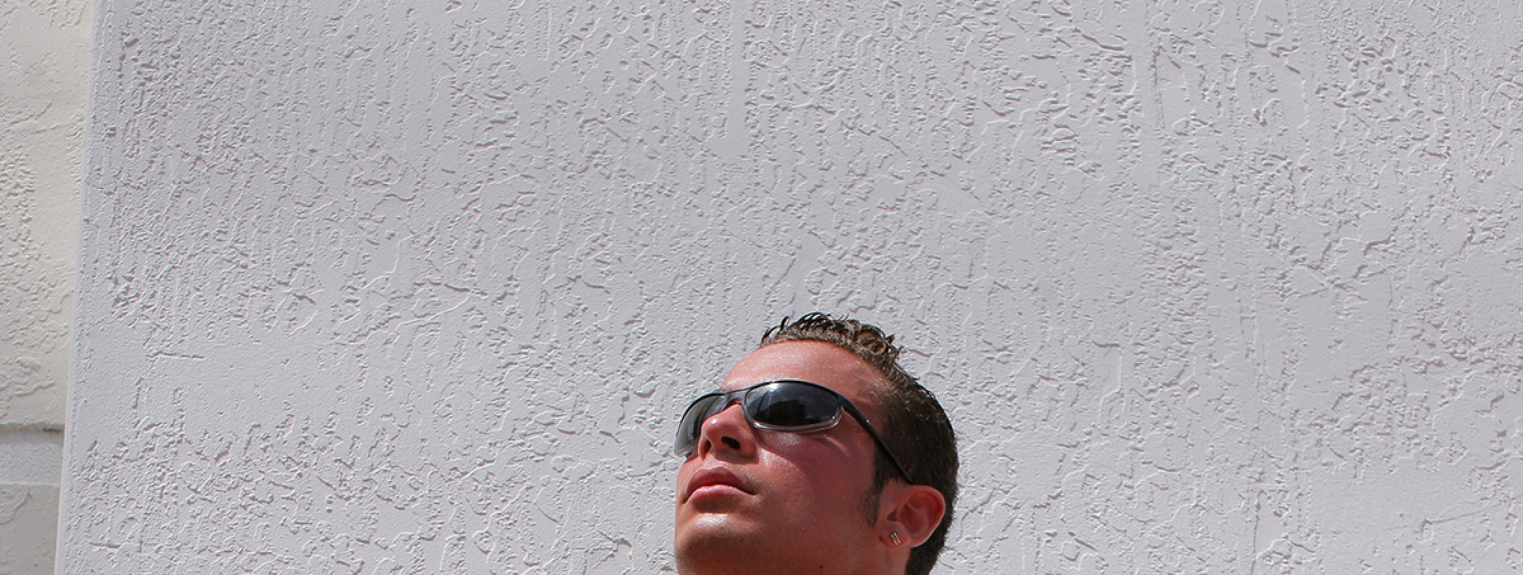 Male Bodybuilders and Muscle Videos at MuscleGallery.com