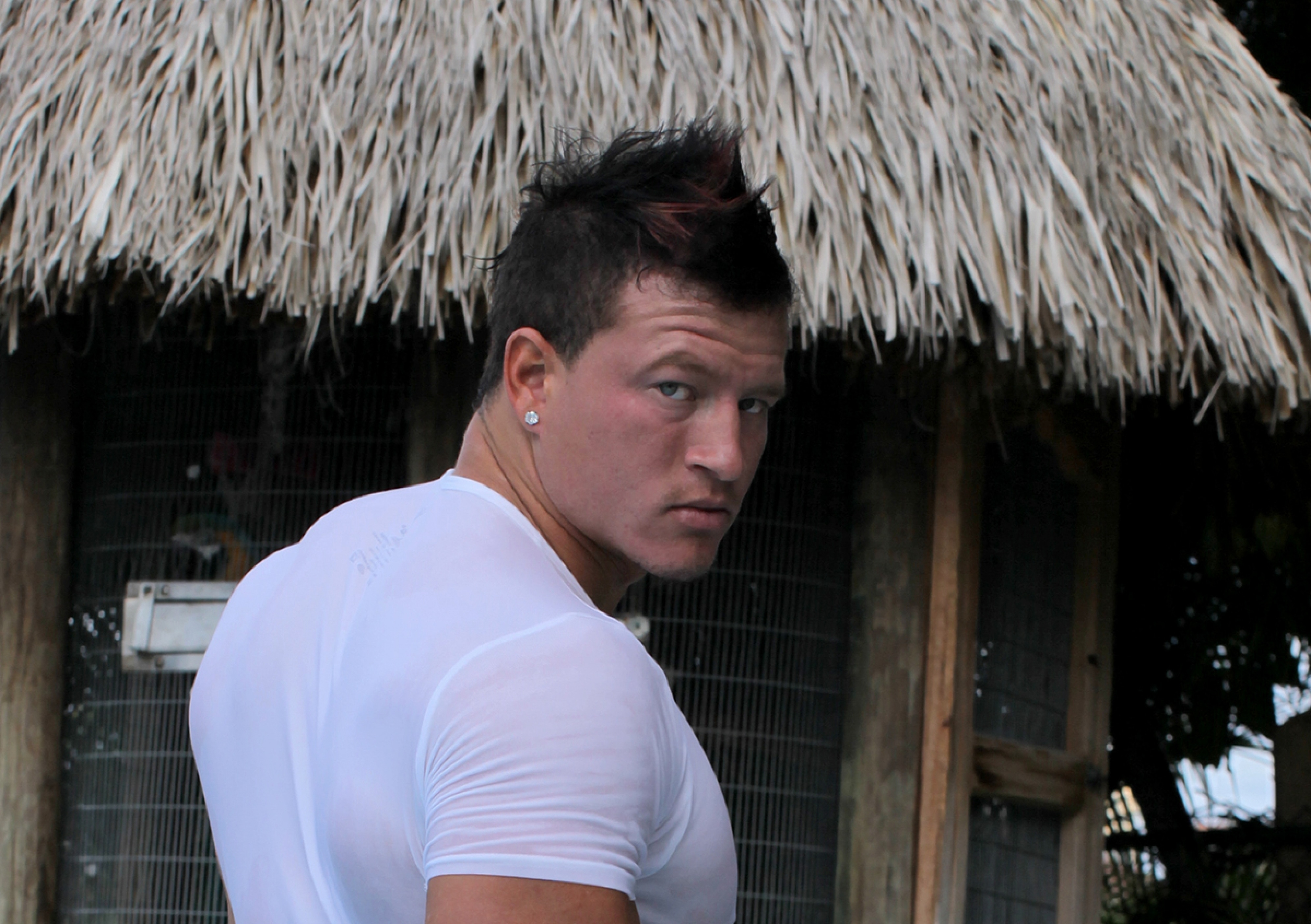 Nate Murphy - Male Bodybuilders and Muscle Videos at MuscleGallery.com